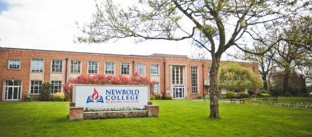 We’re hiring! - Newbold College of Higher Education